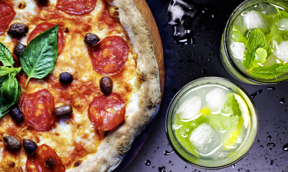 Pizza & cocktail | Horeca Channel Italia - Consumer Experience Out of Home